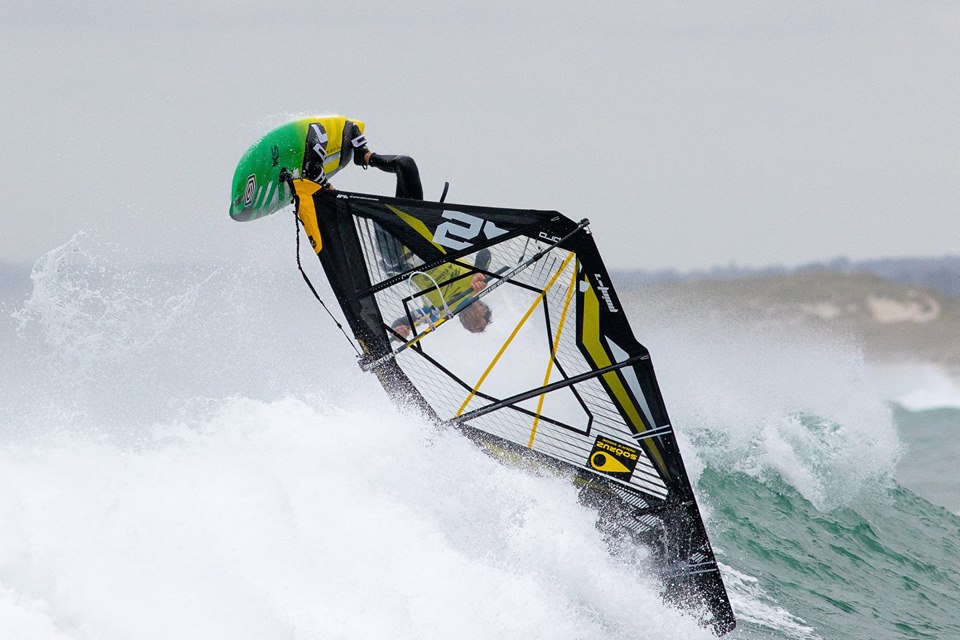 Une interview marquante : le windsurfeur Patrick Vigouroux, lors des ...