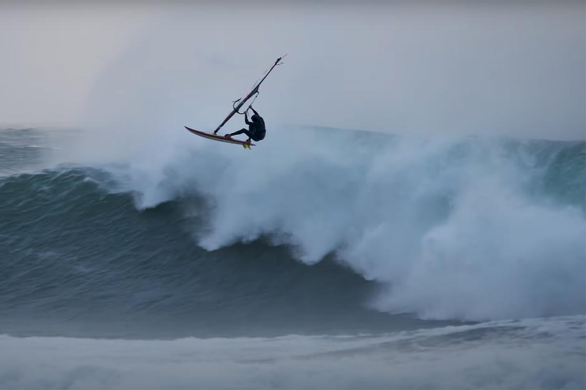 Vidéo : Thomas Traversa affronte la tempête Darragh, en Bretagne – Le ...
